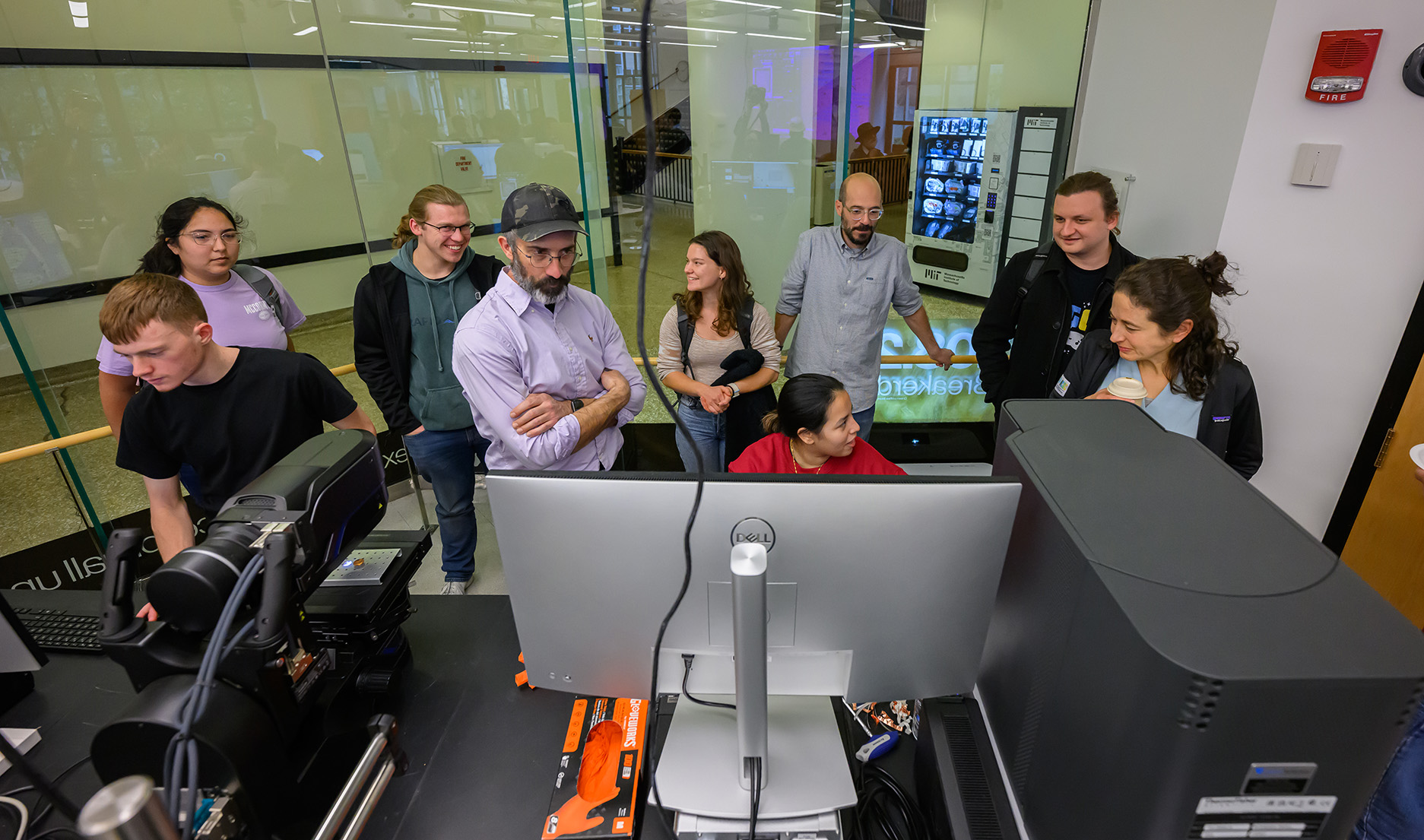 DMSE Breakerspace illuminates the mysteries of materials - MIT ...